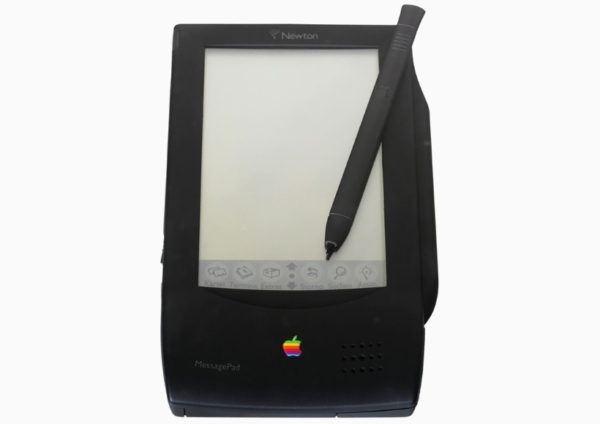 History of Apple: 1993-1994 – Most Significant Events | iGotOffer