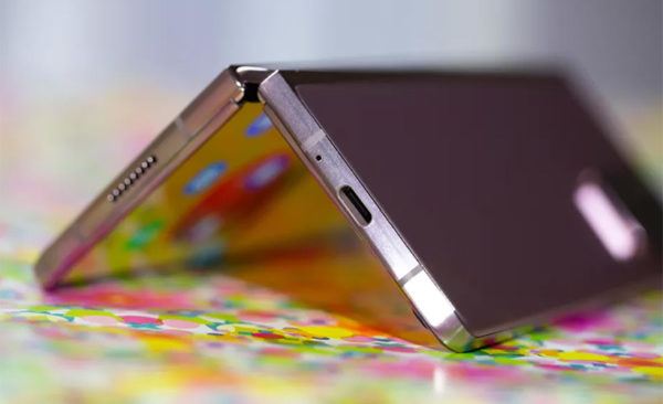 Main Site → Blog → Devices: History, News and Lifestyle → Phones ...